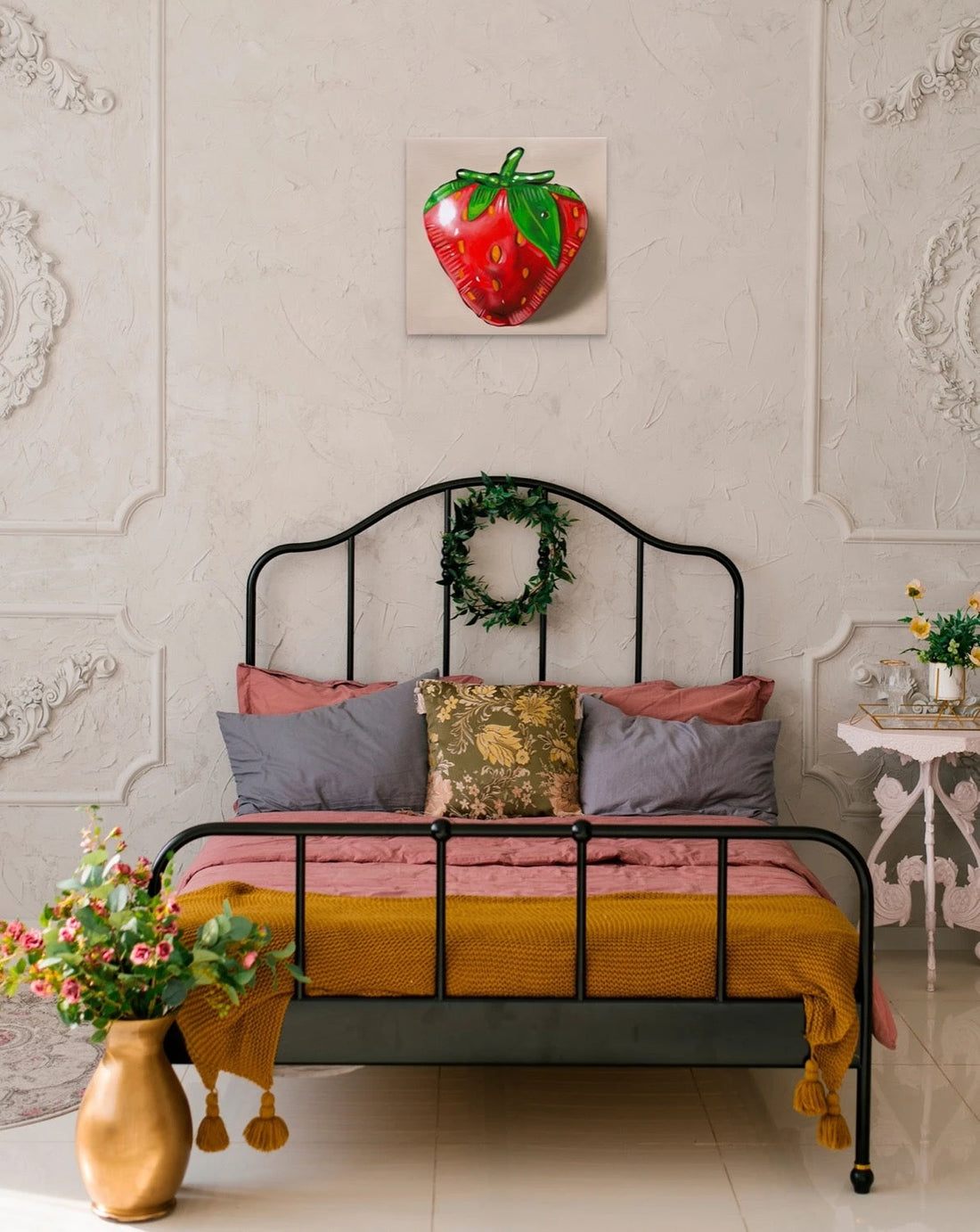 Ian Bertolucci : Strawberry | Signature Fine Art